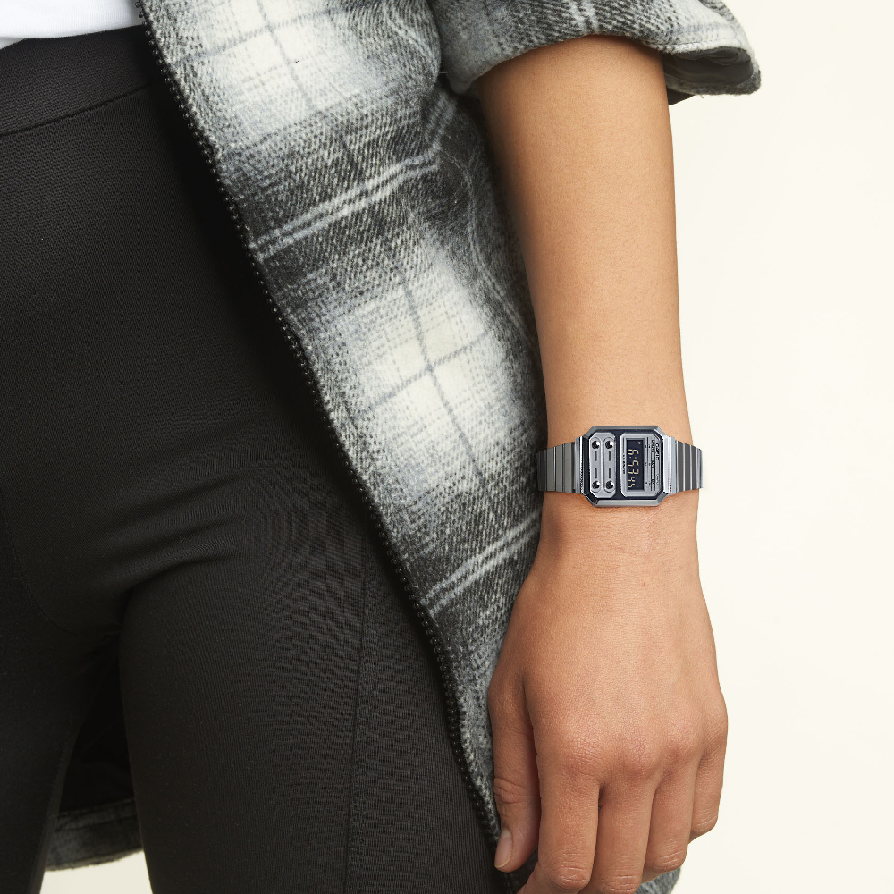 Casio A100WE-7BEF watch - Vintage Edgy